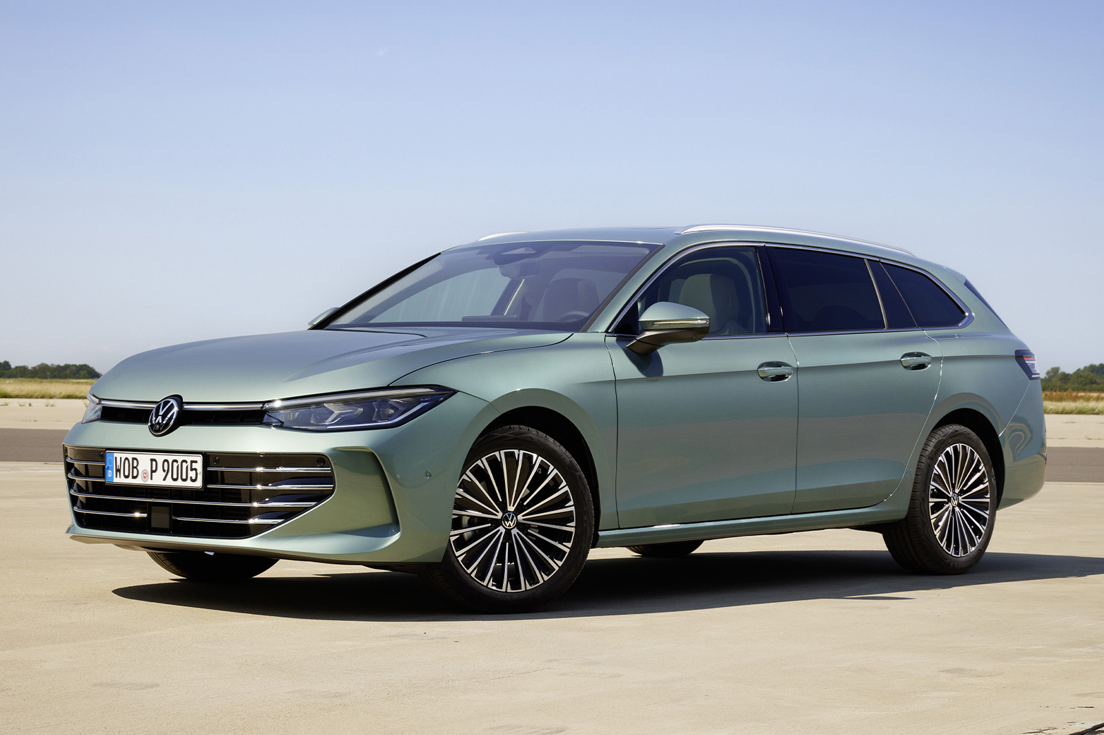 New Volkswagen Passat brings more space and 62 miles of EV range | Autocar
