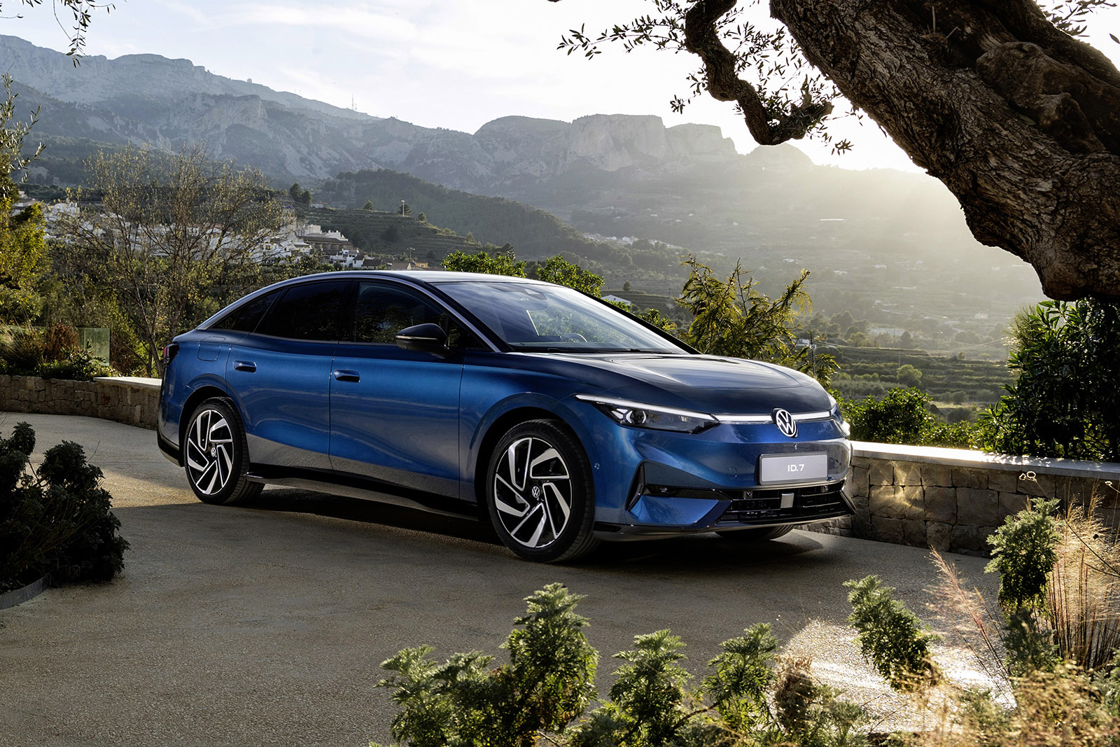 VW iD7 more expensive than BMW i4 amongs many other | Speak EV ...