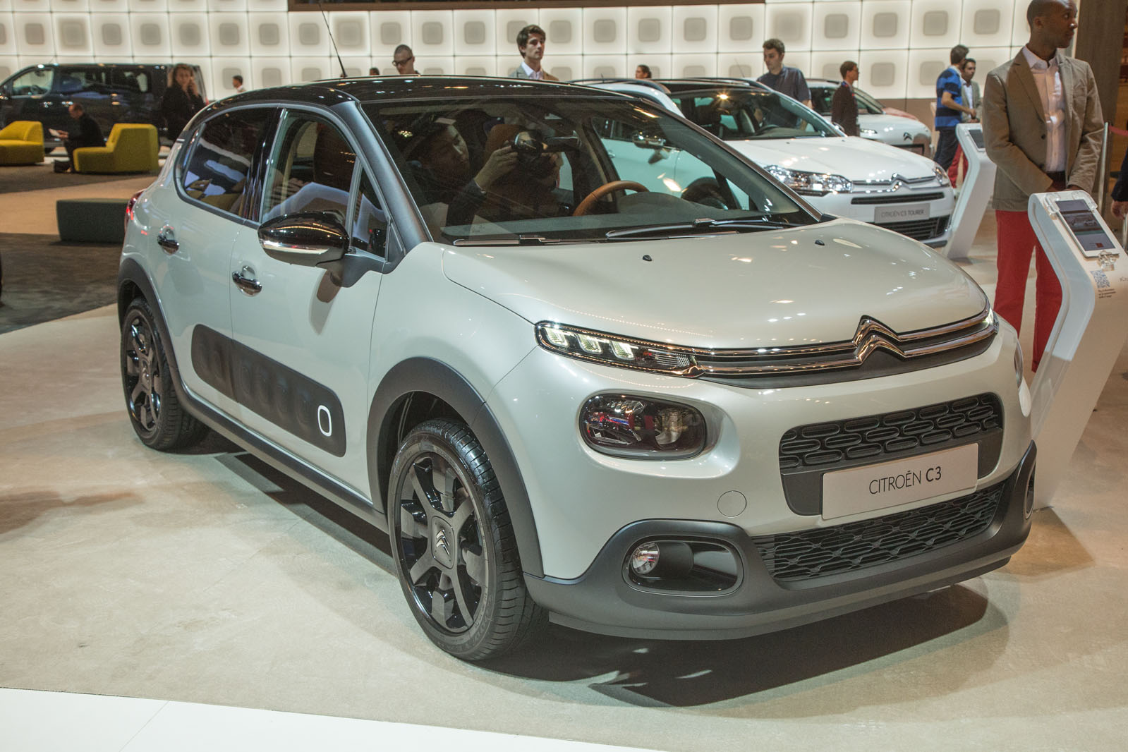 New Citroën C3 supermini reflects C4 Cactus styling | Autocar