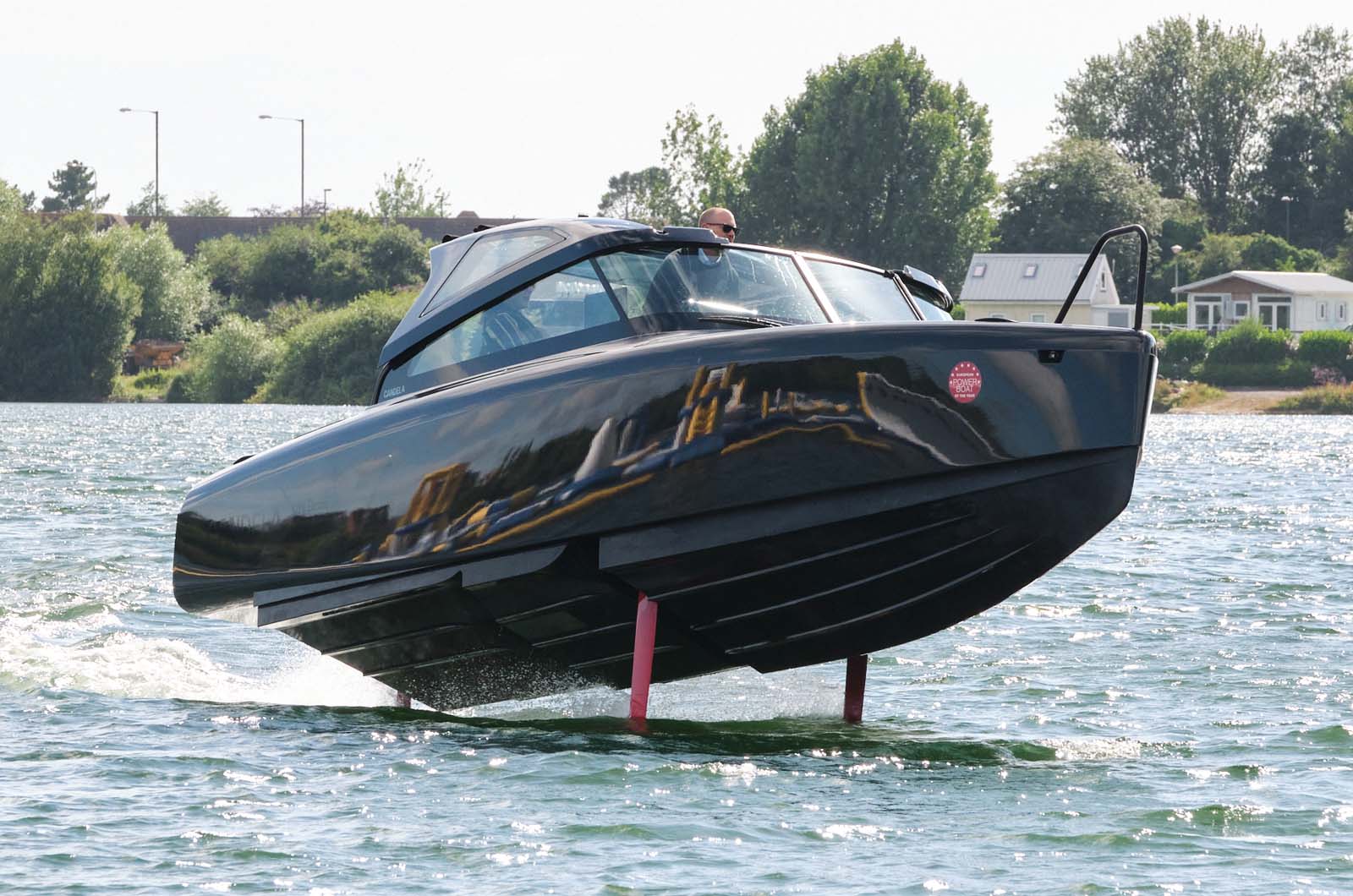 Rising star: we go for a ride in Polestar's new electric boat - Phemany.com