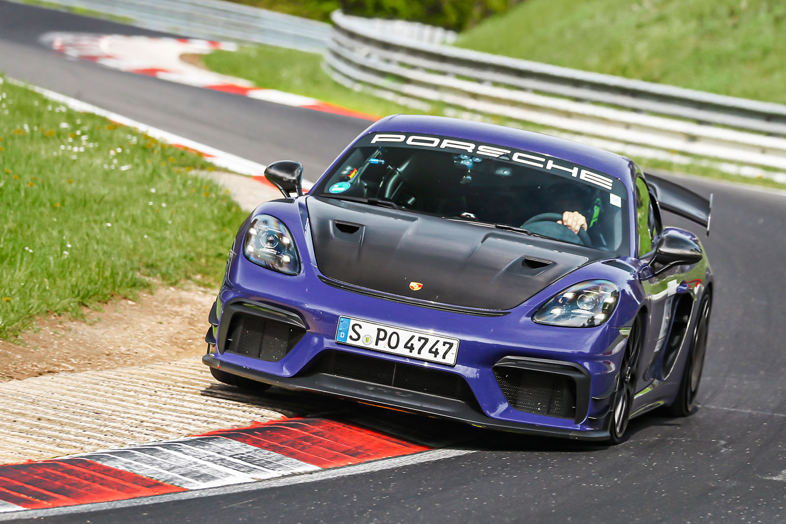 Porsche unveils new Manthey kit for 718 Cayman GT4 RS | Autocar