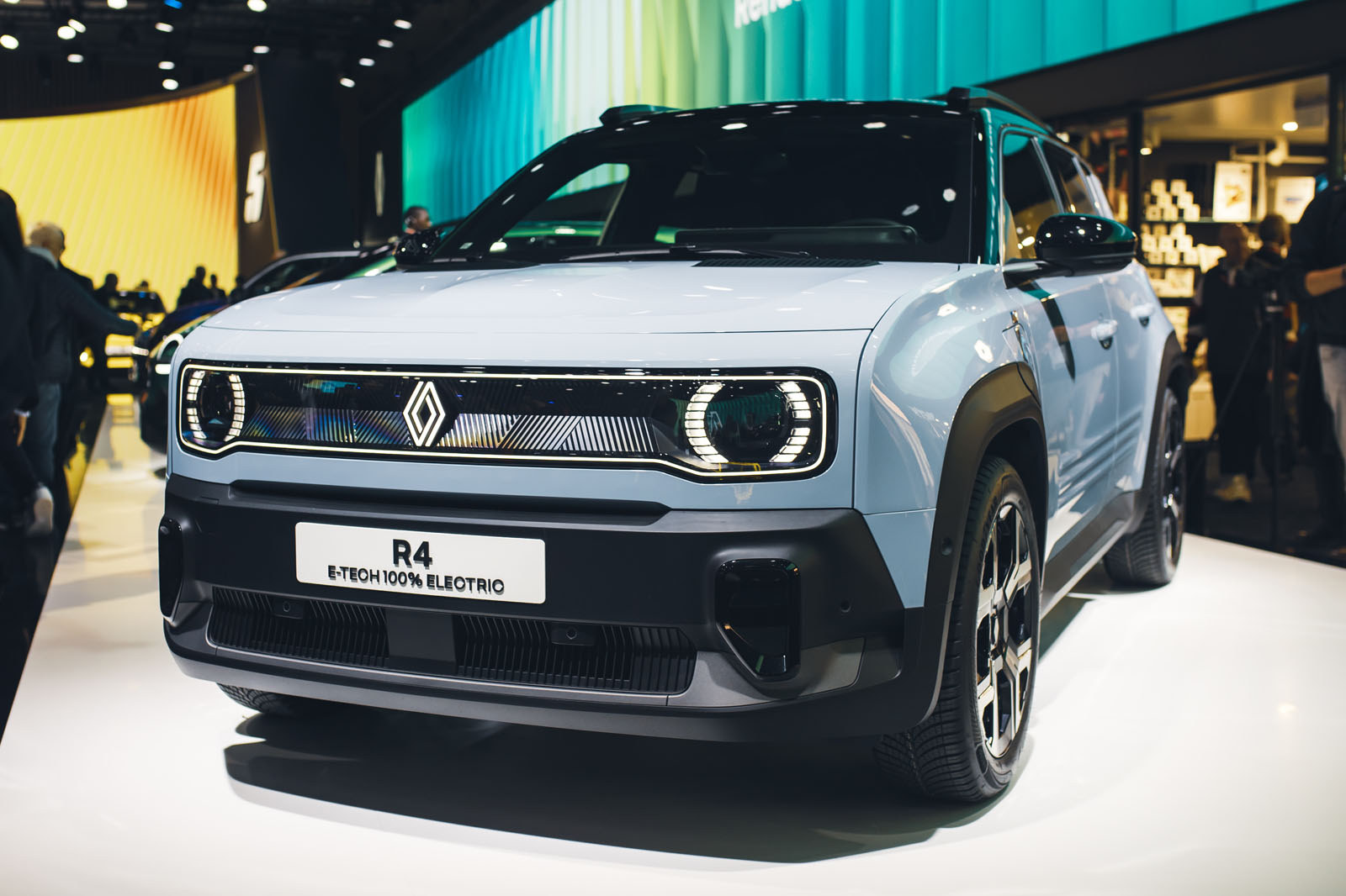 Renault 4 reborn as bold electric crossover for under £30,000 - WSG Consumer Knowledge Hub