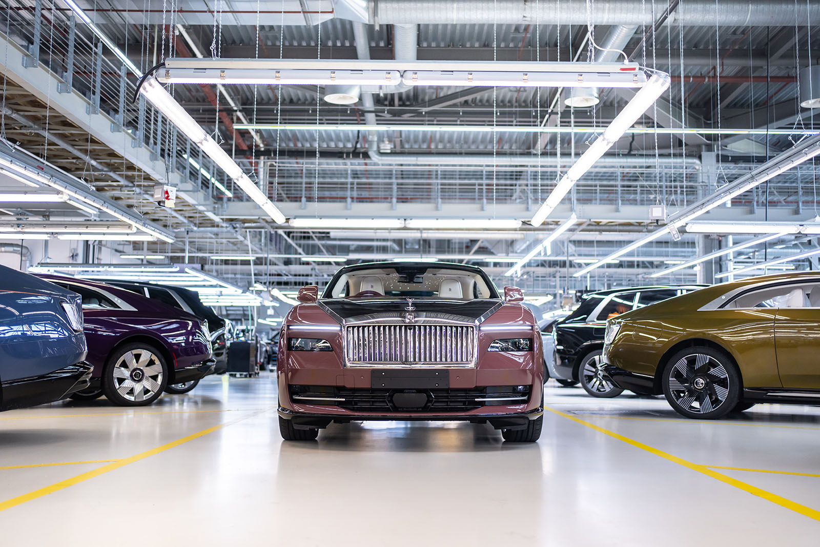 Inside Rolls-Royce: how it builds Spectre EV alongside V12 Phantom ...