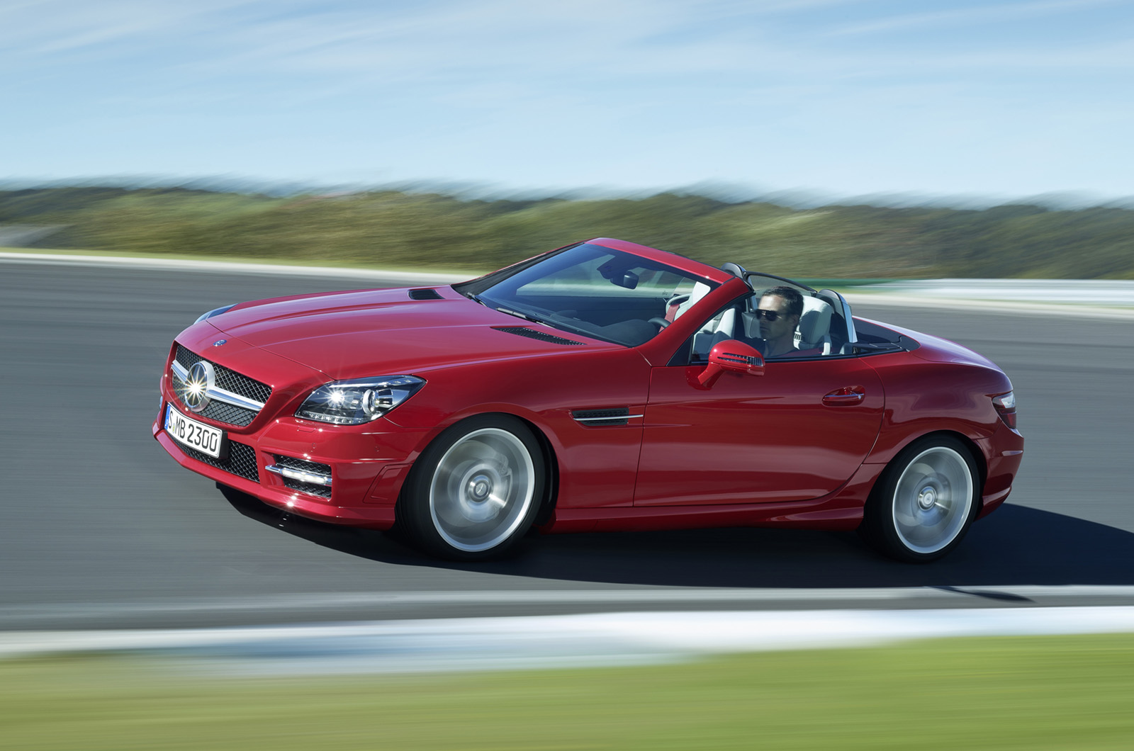 Mercedes-Benz SLK gets updates for 2015 | Autocar