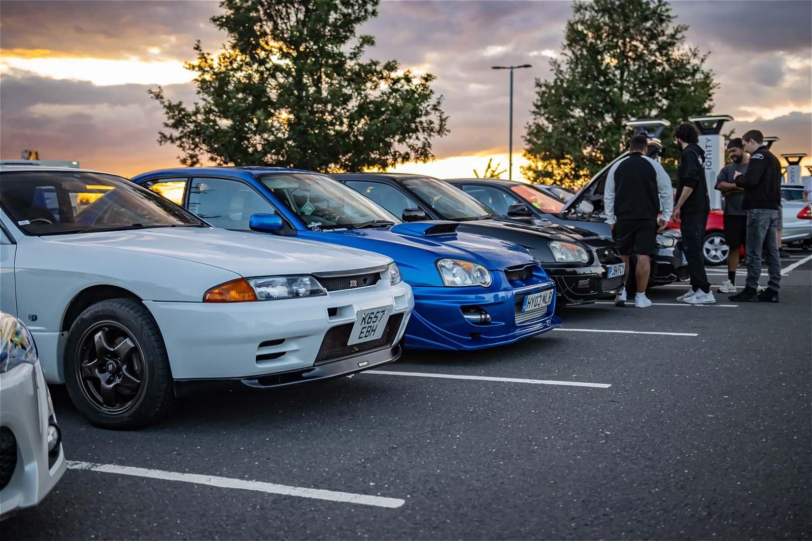 Donuts not welcome: attending a new breed of car meet - Phemany.com