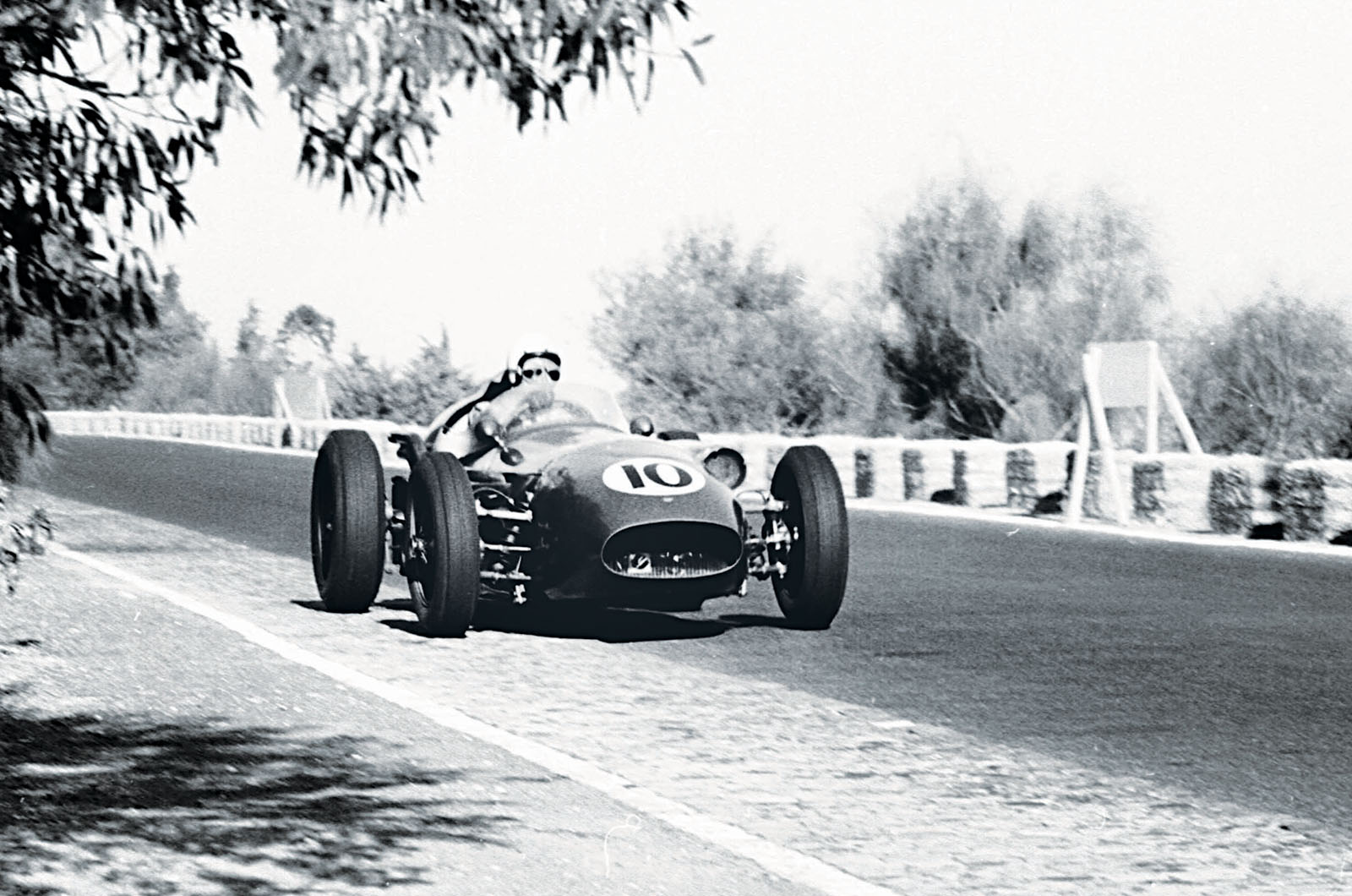 Throwback Thursday - Aston Martin enters Formula 1, 24 April 1959 | Autocar