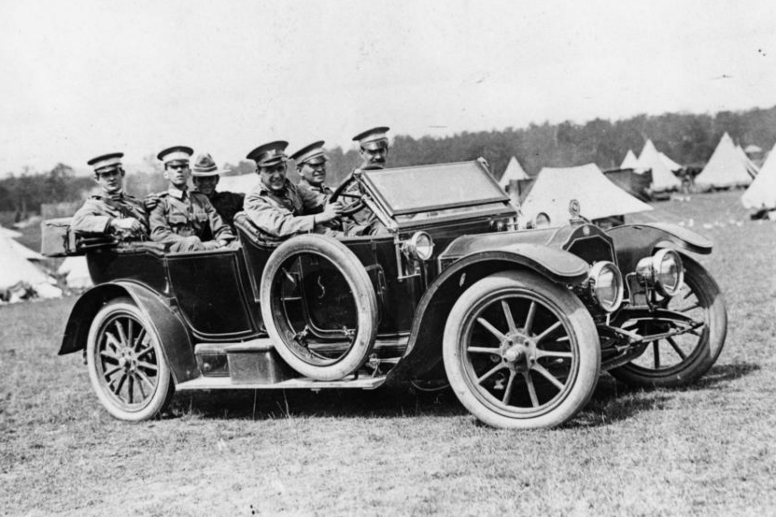 From the archive: The benefits of the new V8 engine | Autocar