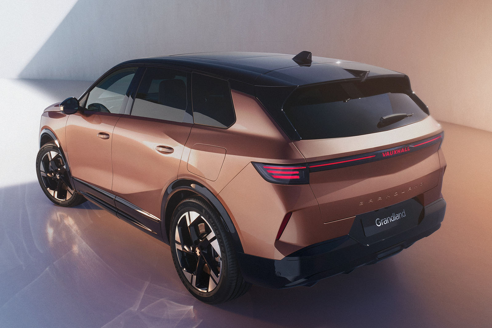 Bigger bolder Vauxhall Grandland brings 325 mile EV for 41k Autocar