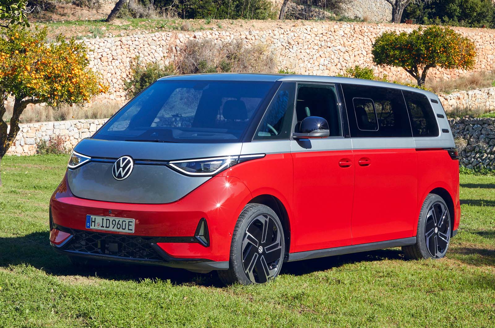 Volkswagen ID Buzz GTX is warmed-up 335bhp electric MPV - WSG Consumer ...