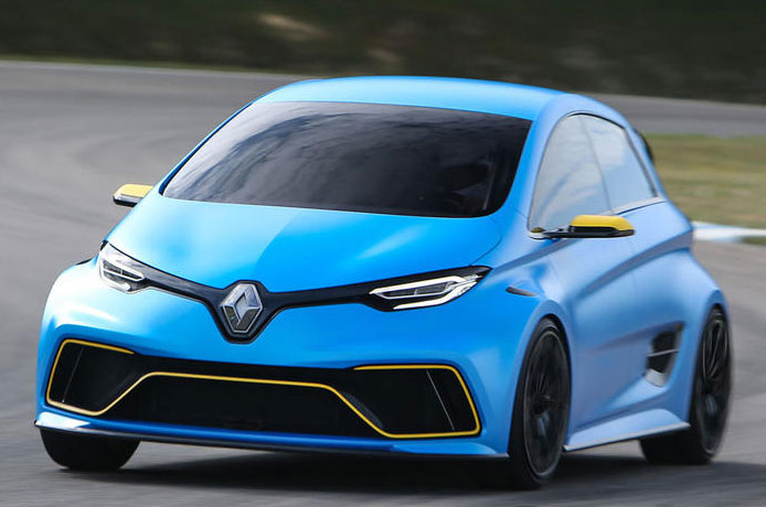 456bhp Renault Zoe e-sport driven flat out on track | Autocar