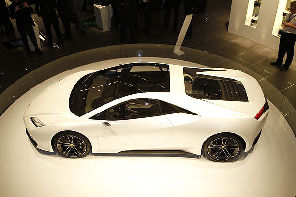 Lotus 'plans to build V8 engine' | Autocar