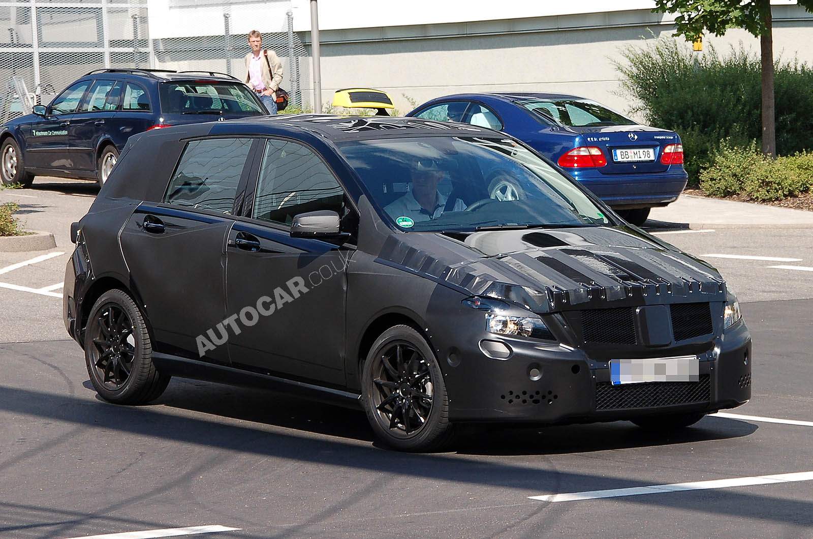 Merc to get Renault engines | Autocar