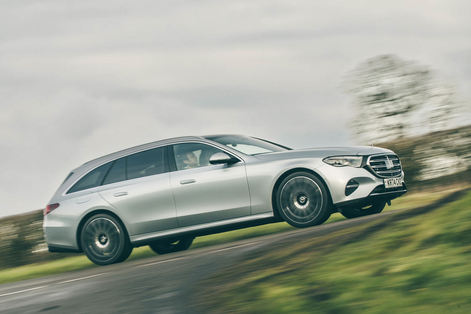 Mercedes-Benz E-Class Review 2025, Price & Specs | Autocar