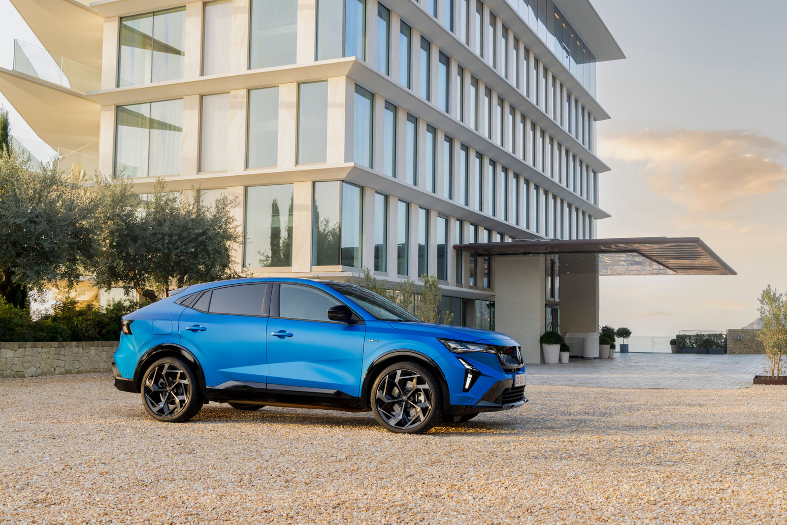 Renault Rafale Review 2024, Price & Specs | Autocar