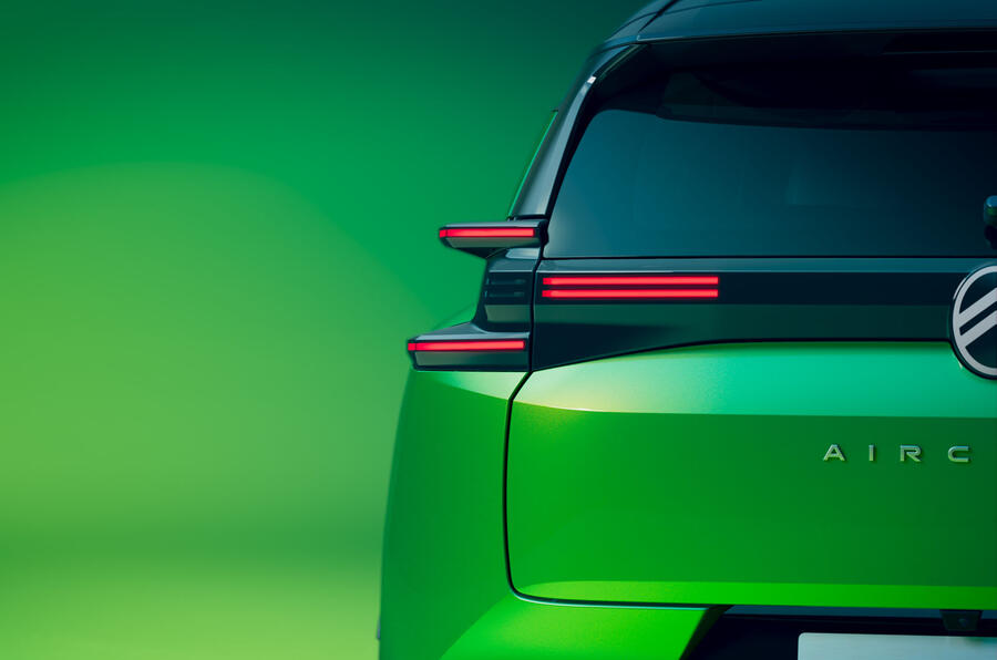 New Citroen C5 Aircross revealed with concept styling and EV option ...