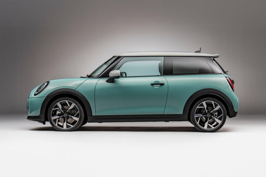 Petrol Mini Cooper brings 154bhp for £22k | Autocar