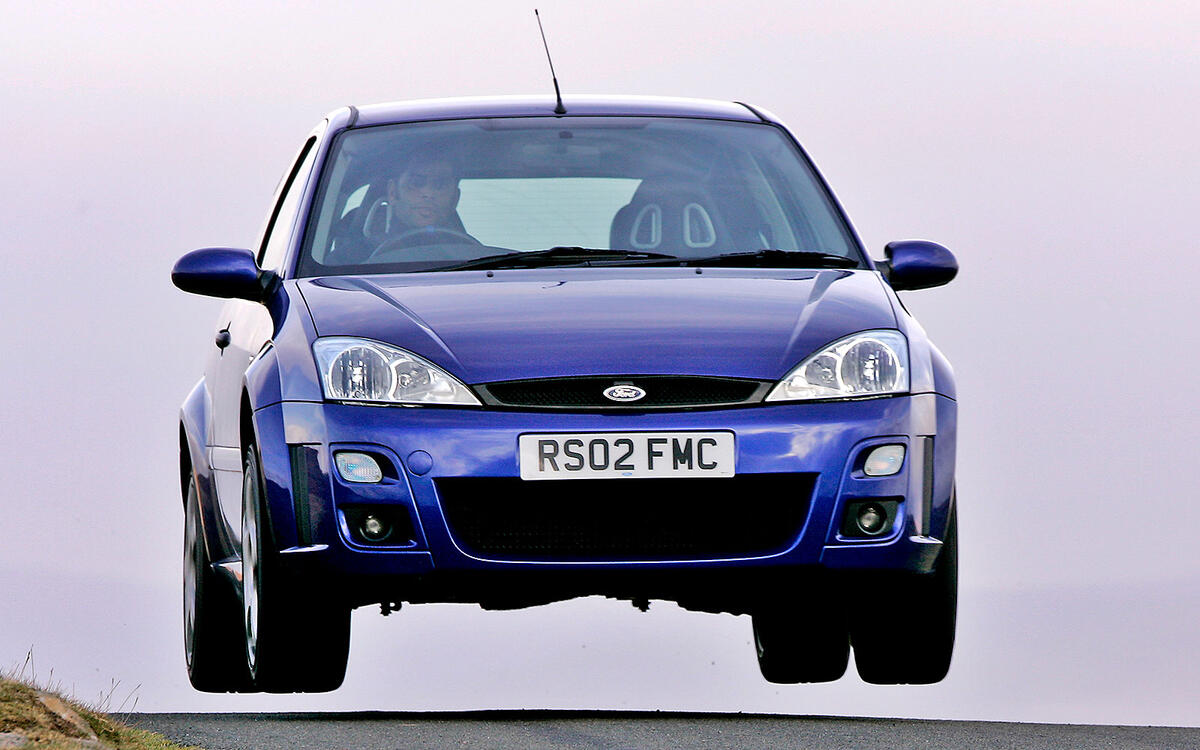 Top old-school hot hatches from £2k | Autocar
