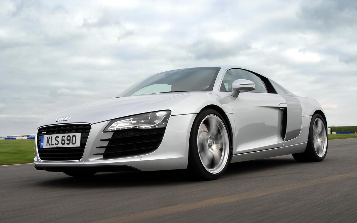 The greatest V8-engined cars ever made | Autocar