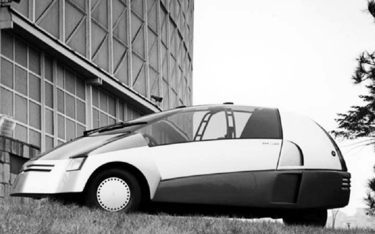 The greatest two-seat tandem cars yet made | Autocar