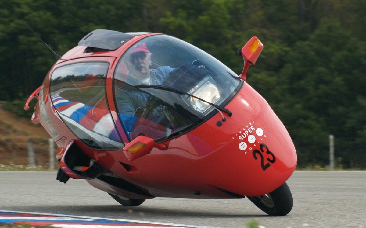 The greatest two-seat tandem cars yet made | Autocar