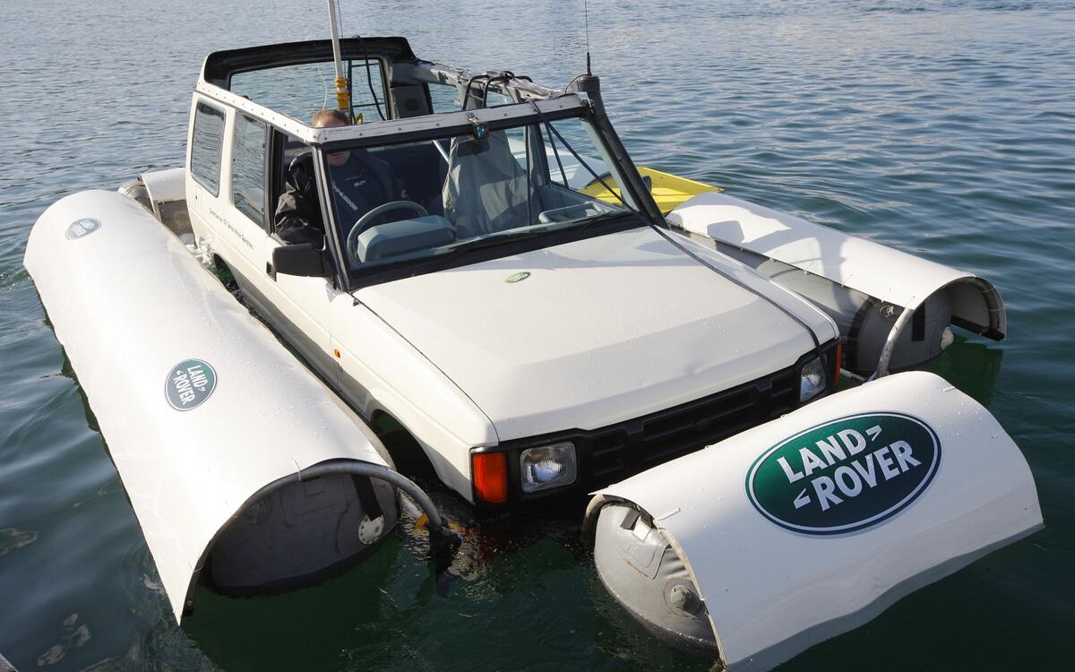 30 years on: how the Discovery changed Land Rover | Autocar