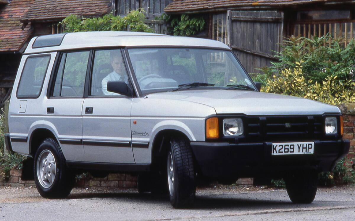 30 years on: how the Discovery changed Land Rover | Autocar