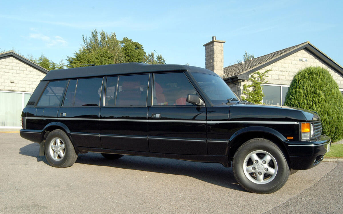 The world's wildest stretch limousines | Autocar