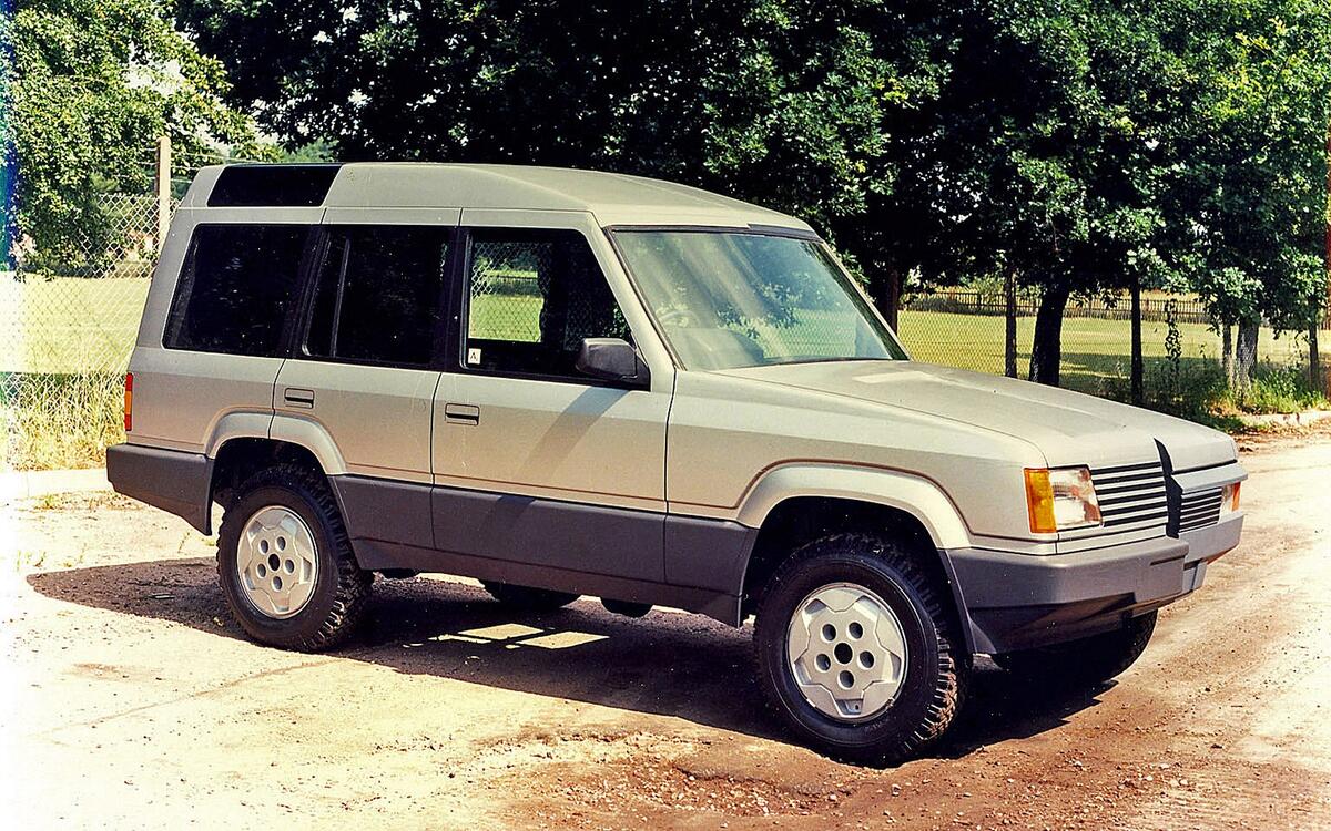 30 years on: how the Discovery changed Land Rover | Autocar