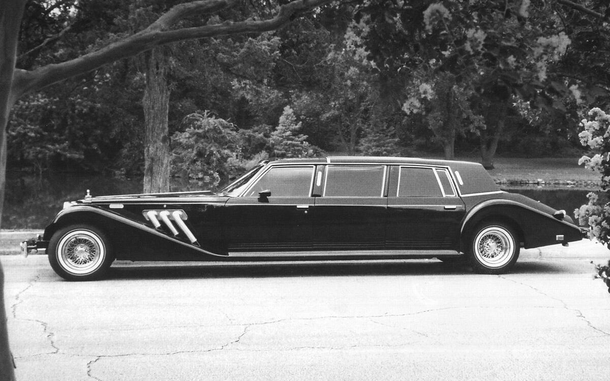 Abandoned Duesenberg : r/AbandonedPorn