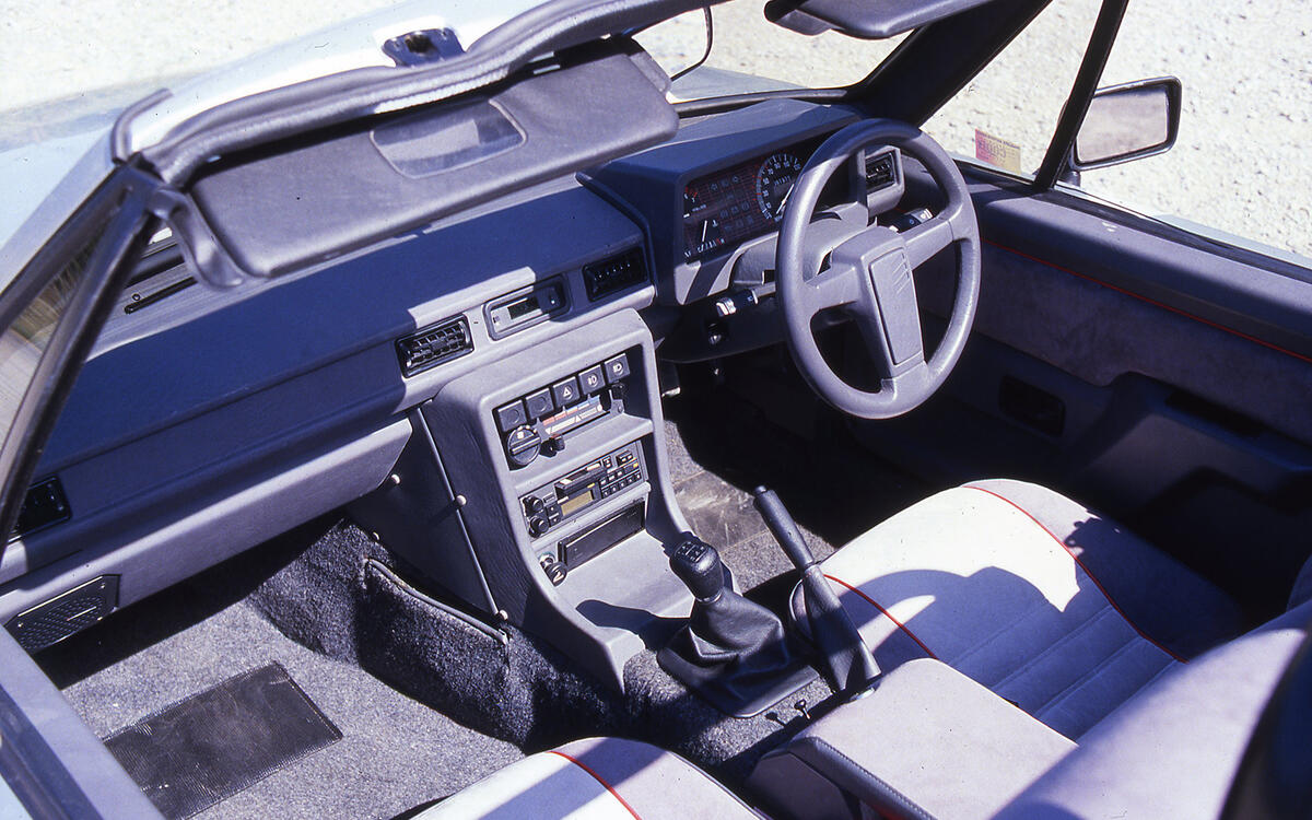 Automotive disasters: The Reliant Scimitar SS1 | Autocar