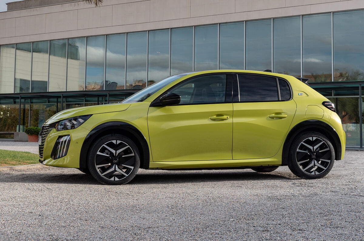 Peugeot e-208 review | Autocar