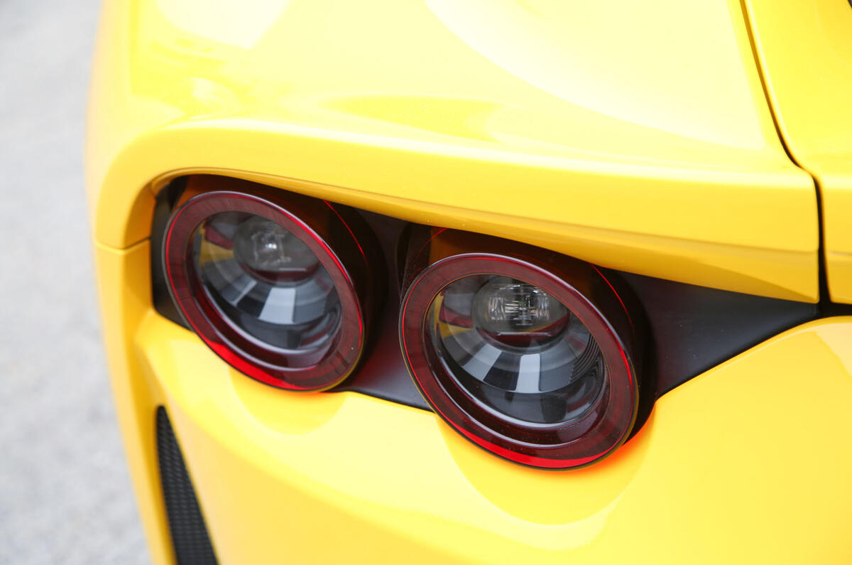 Ferrari 812 Superfast Review 2025, Price & Specs | Autocar