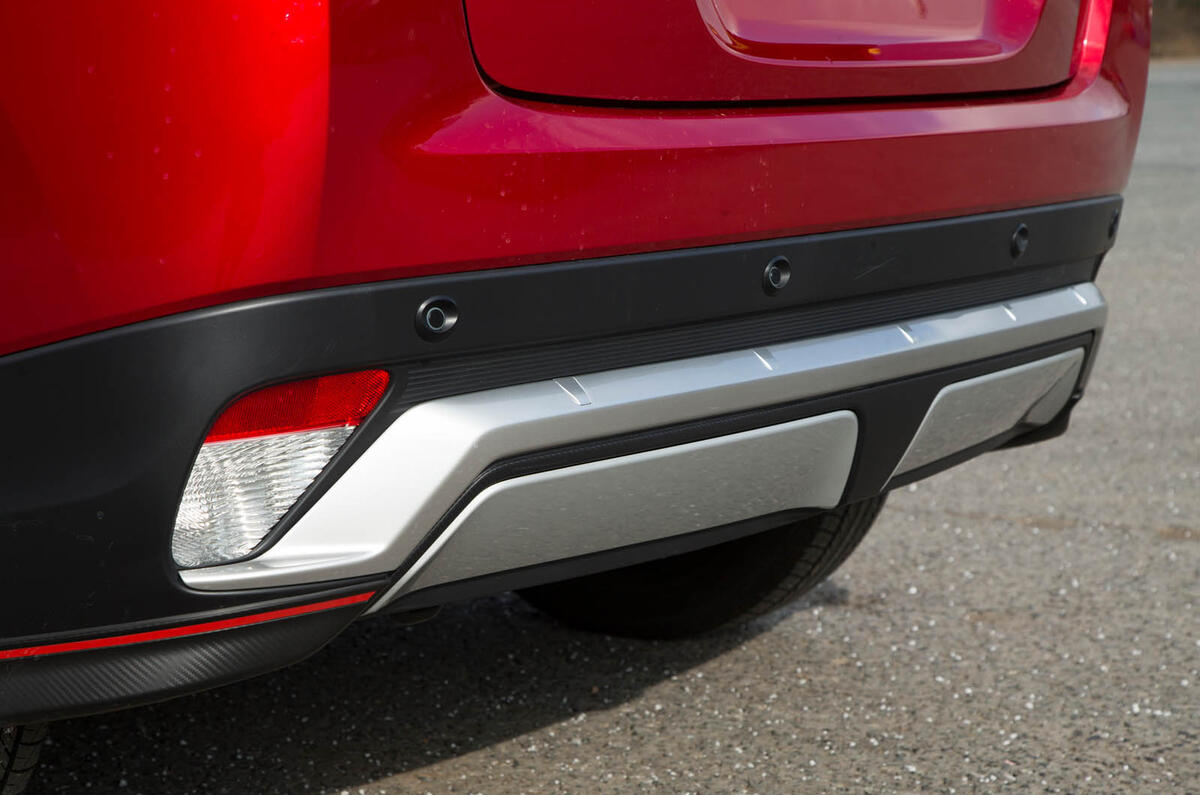 Mitsubishi Eclipse Cross Review 2025, Price & Specs | Autocar