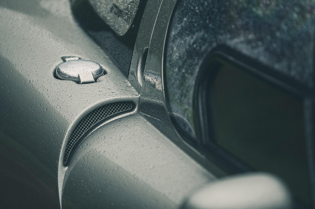 Wells Vertige Review 2025, Price & Specs | Autocar