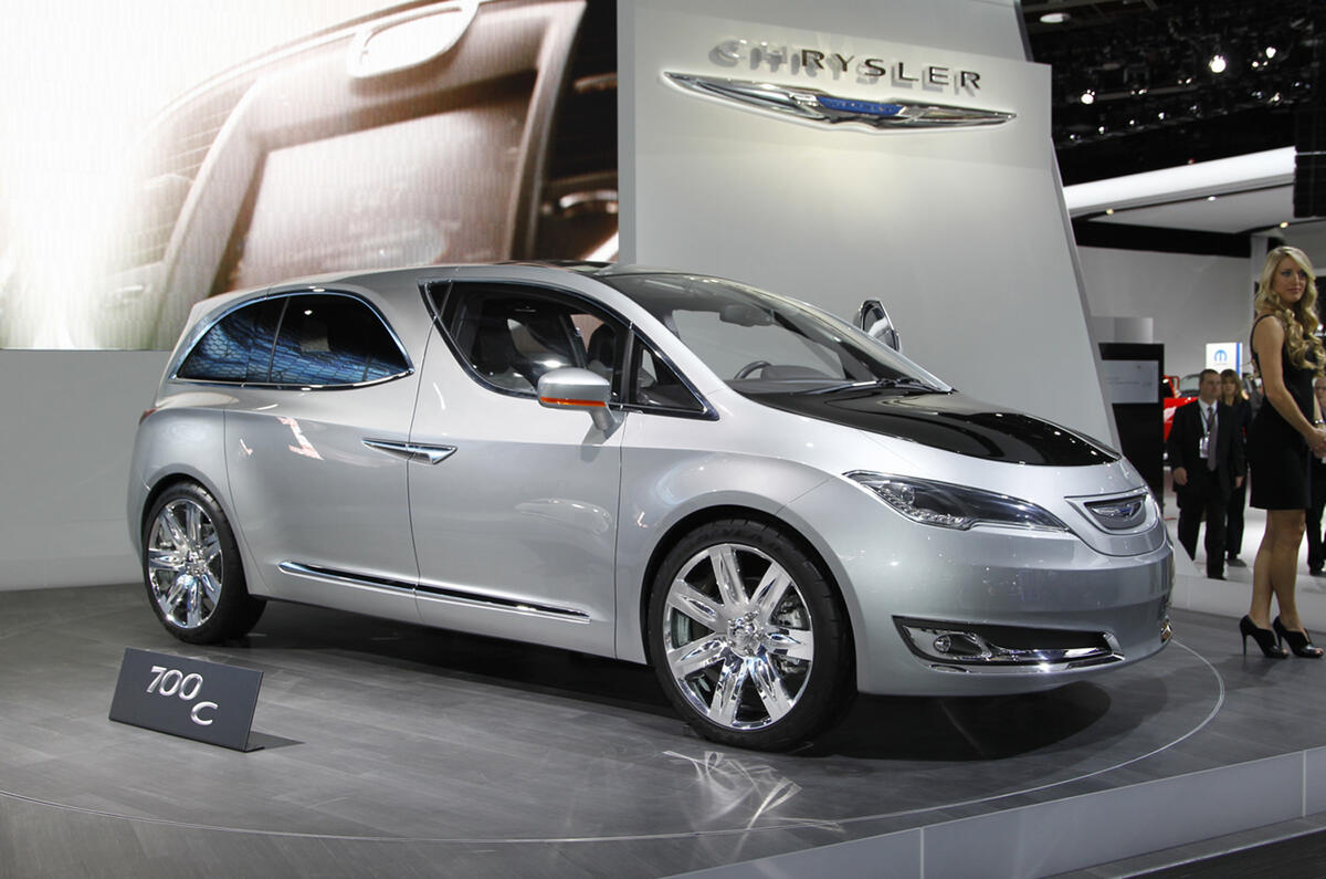 Detroit motor show 2012: Chrysler 700c | Autocar