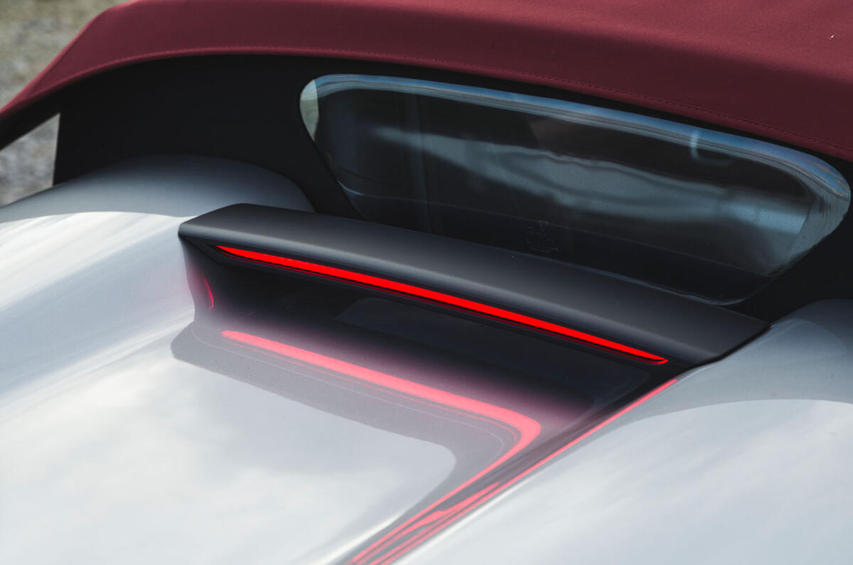 Porsche 718 Spyder Review 2025, Price & Specs | Autocar