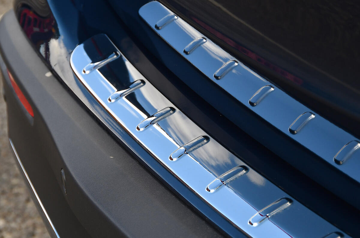 Mercedes-Benz EQA Review 2024, Price & Specs | Autocar