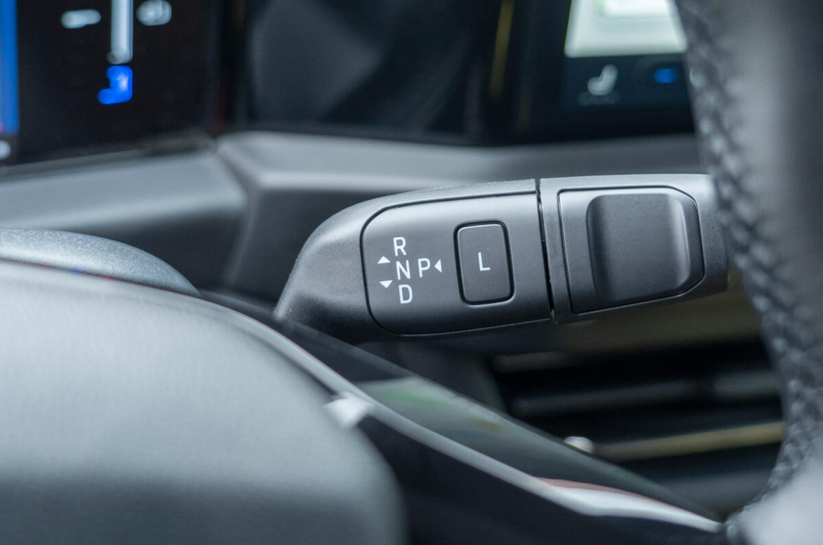 Ford E-Transit Custom Review 2025, Price & Specs | Autocar