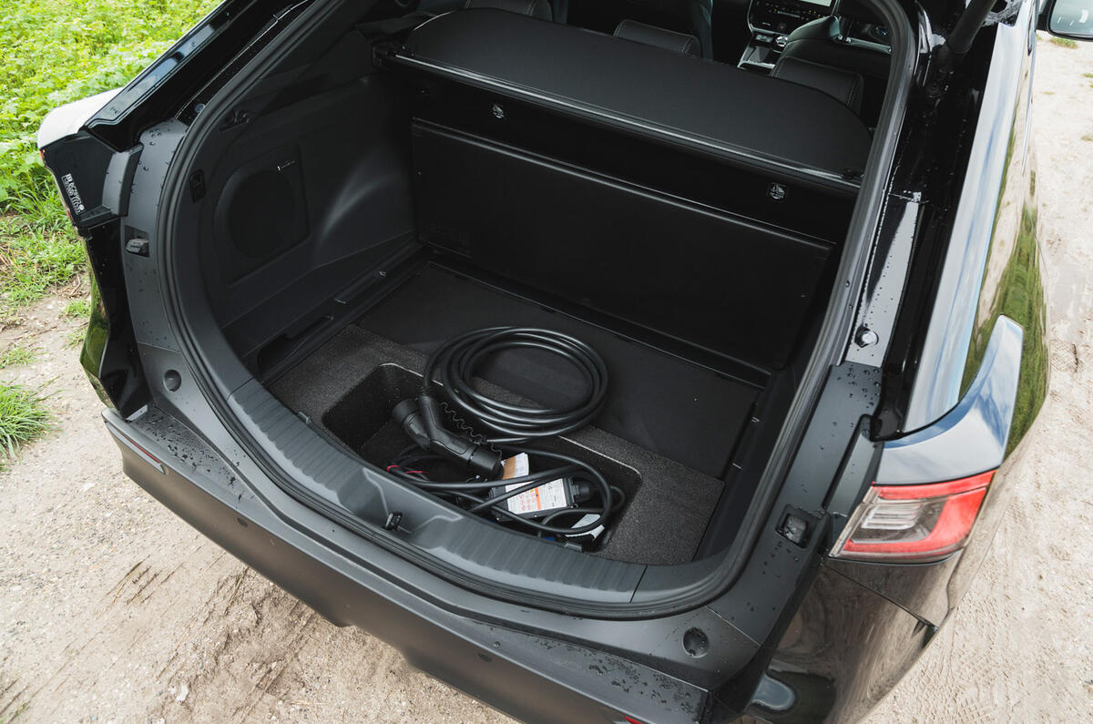 Subaru Solterra Review 2025, Price & Specs | Autocar