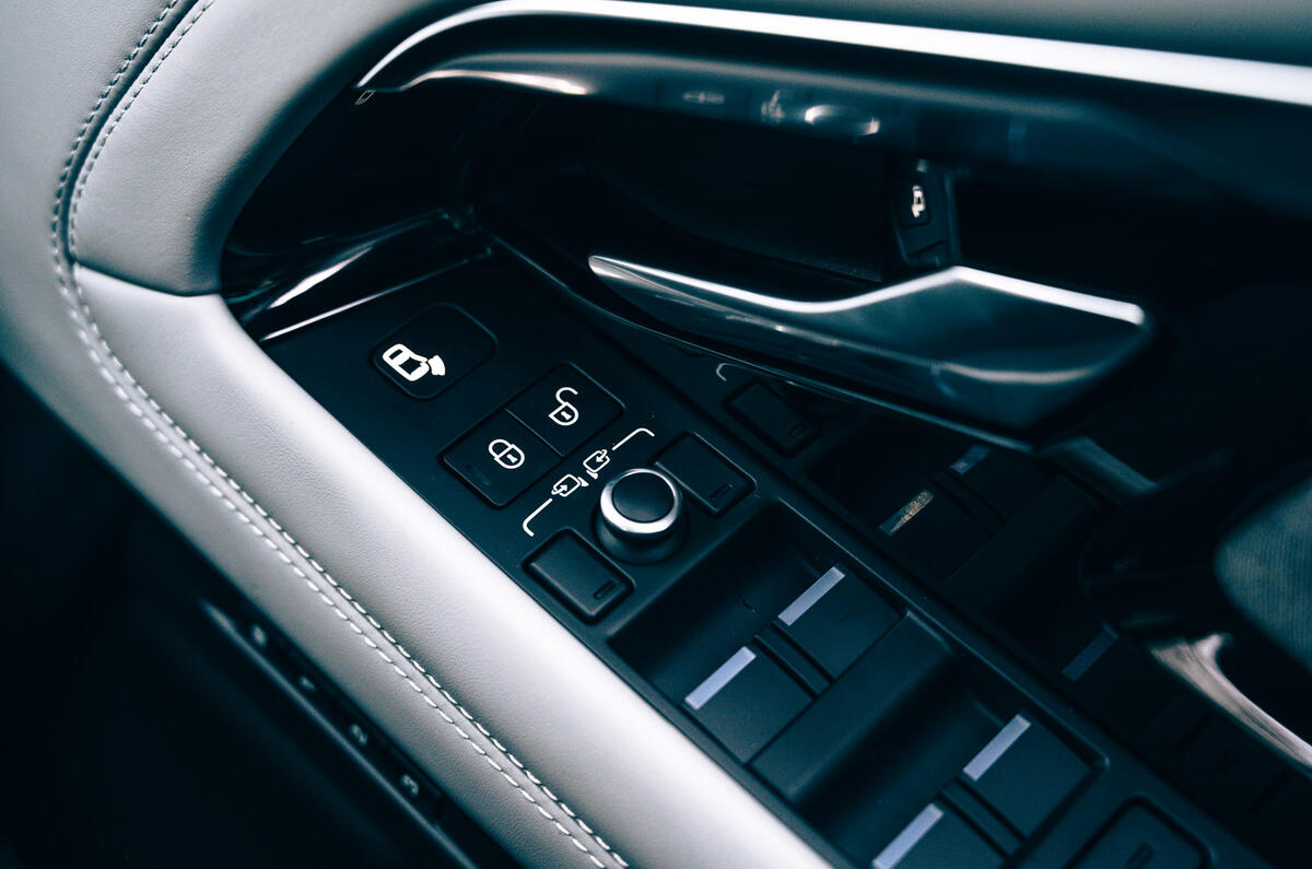 Range Rover Evoque Review (2020) | Autocar