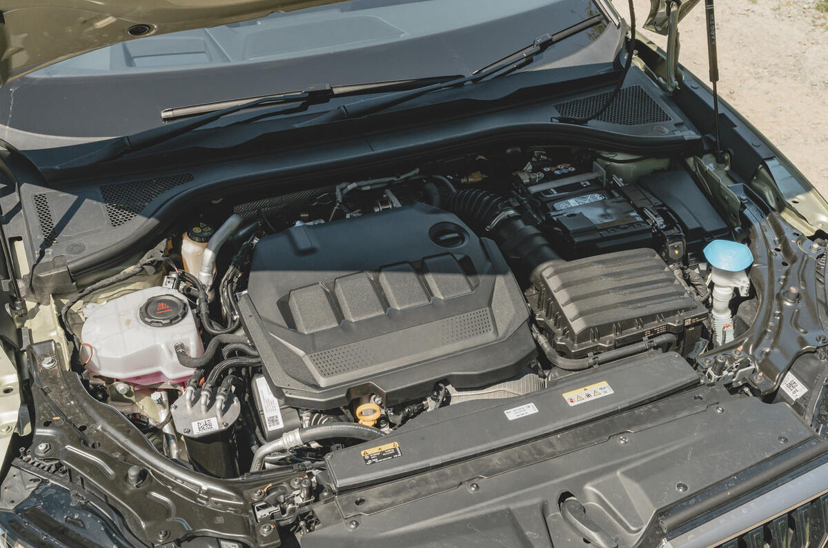 Skoda Superb Review 2025, Price & Specs | Autocar