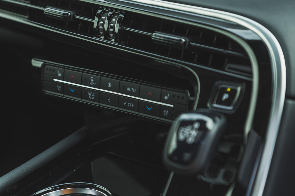 Toyota Mirai Review 2025, Price & Specs | Autocar