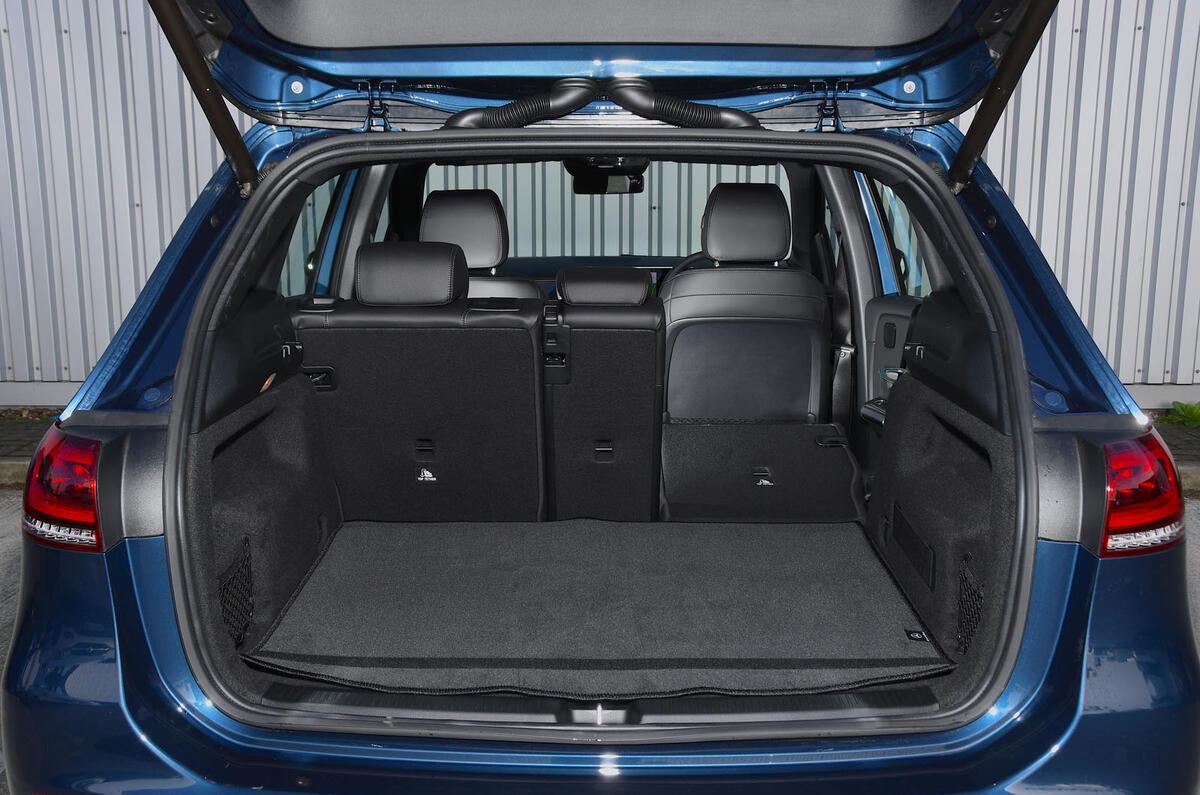 Mercedes-Benz B-Class Review 2025, Price & Specs | Autocar