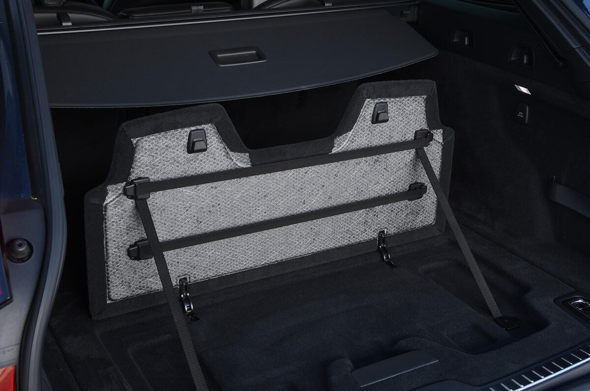 Volvo V90 Review 2025, Price & Specs | Autocar