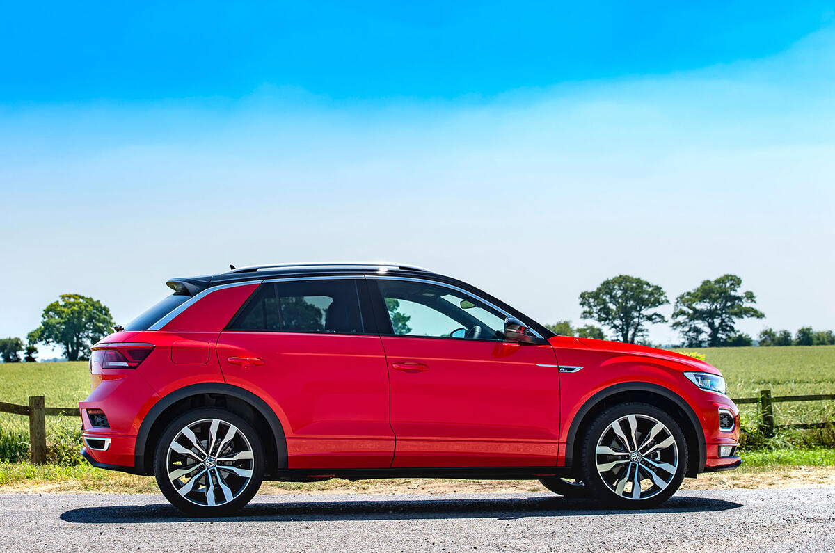 Volkswagen T-Roc Review (2021) | Autocar