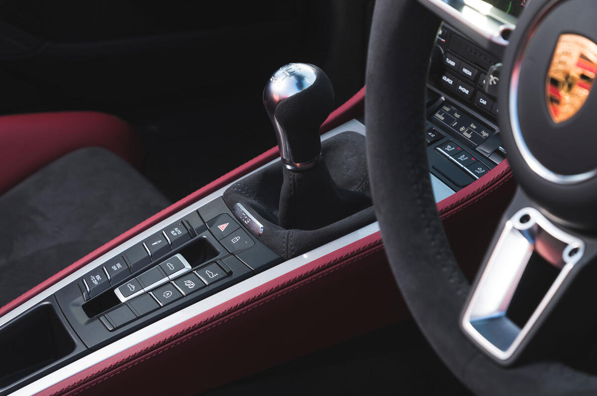 Porsche 718 Spyder Review (2022) | Autocar