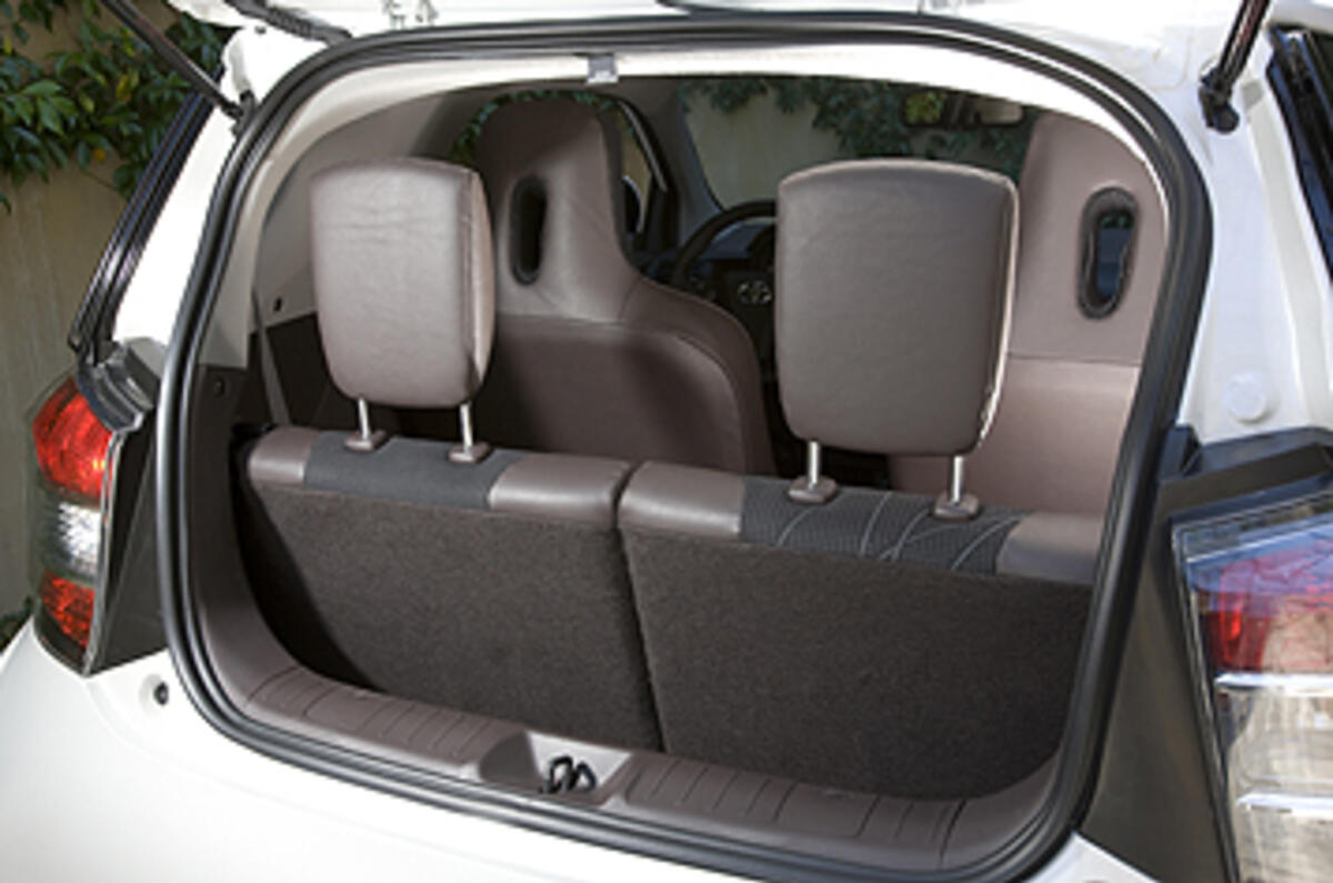 Toyota iQ 1.0 city car first drive