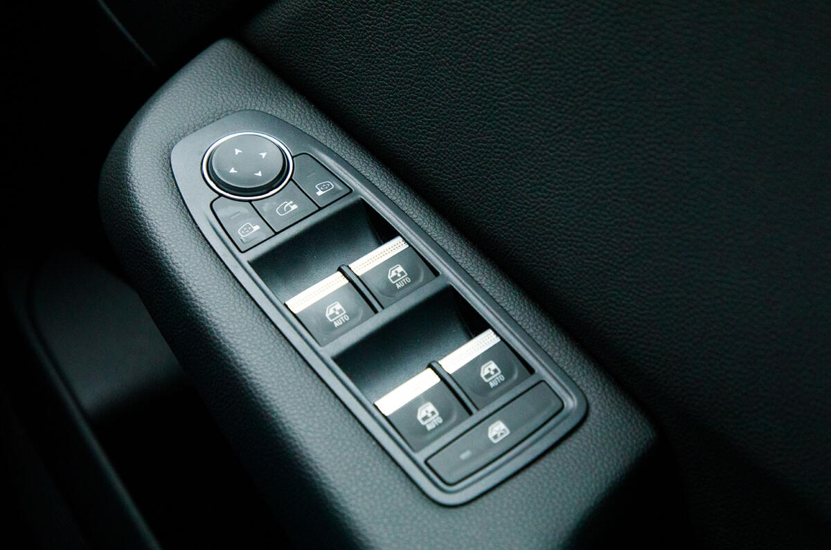 Renault Clio Review (2023) | Autocar