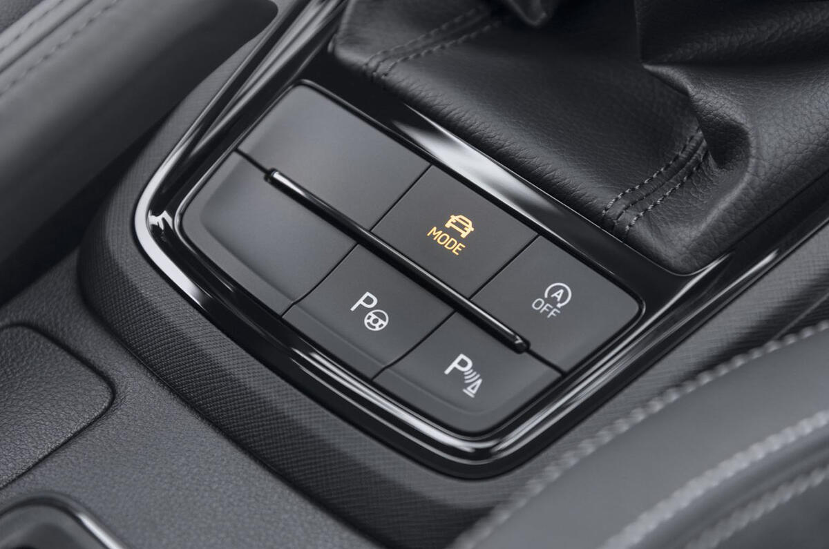 Skoda Kamiq Review (2024) | Autocar