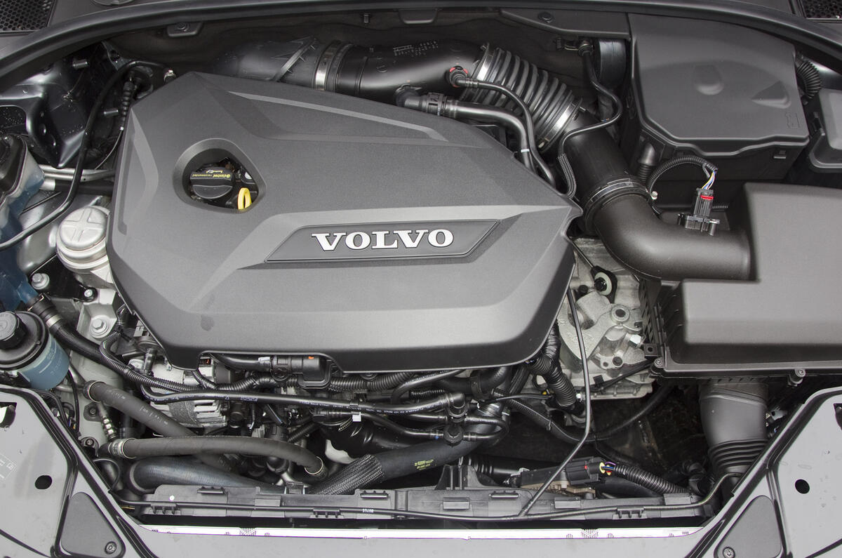 Volvo V70 T4 SE review | Autocar